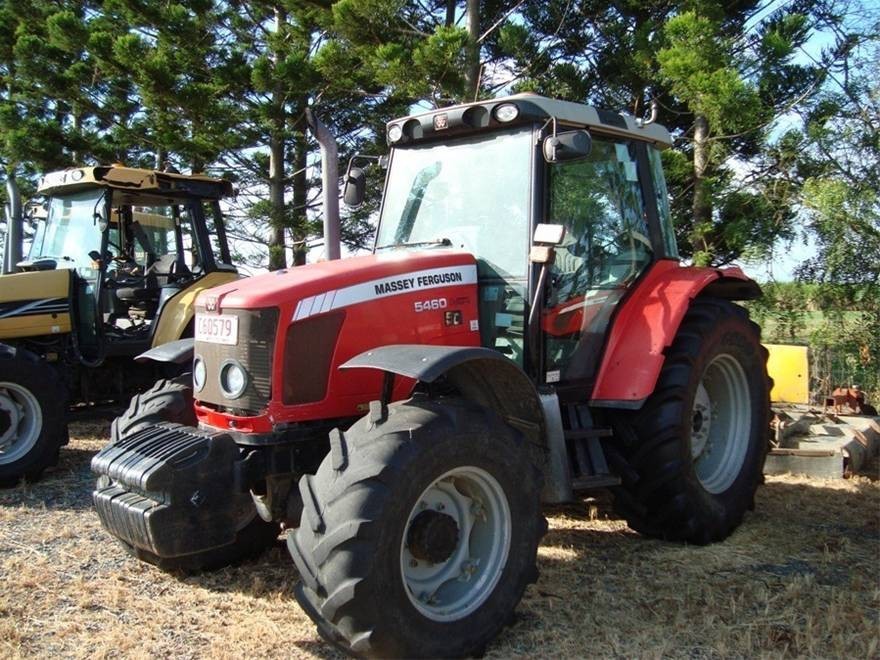 Buy 2008 Massey Ferguson 5460 Dyna 4 4WD Tractor | Grays Australia