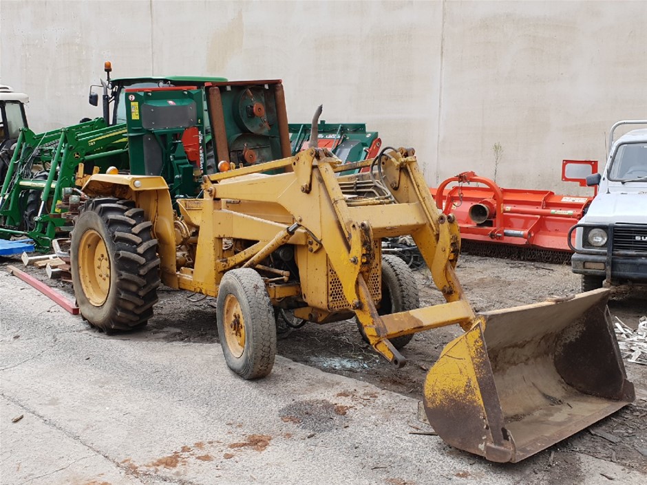 Massey Ferguson 40 Industrial Tractor Loader Auction (0027-5036664 ...