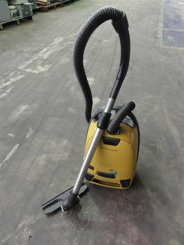 Vaccuum Cleaner, Electrolux, Excellio Power Max Auction (0068-8502675 ...