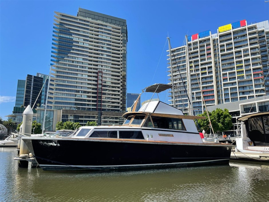 1965 Classic Hartley 33ft Flybridge Cruiser Auction (0001-20020104 ...
