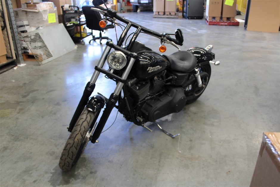 Street Bob Z Bars