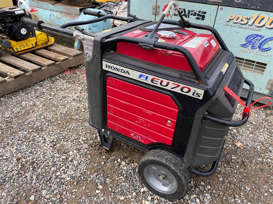 Honda EU70iS Petrol Powered Generator Auction (0072-5045246) | Grays ...