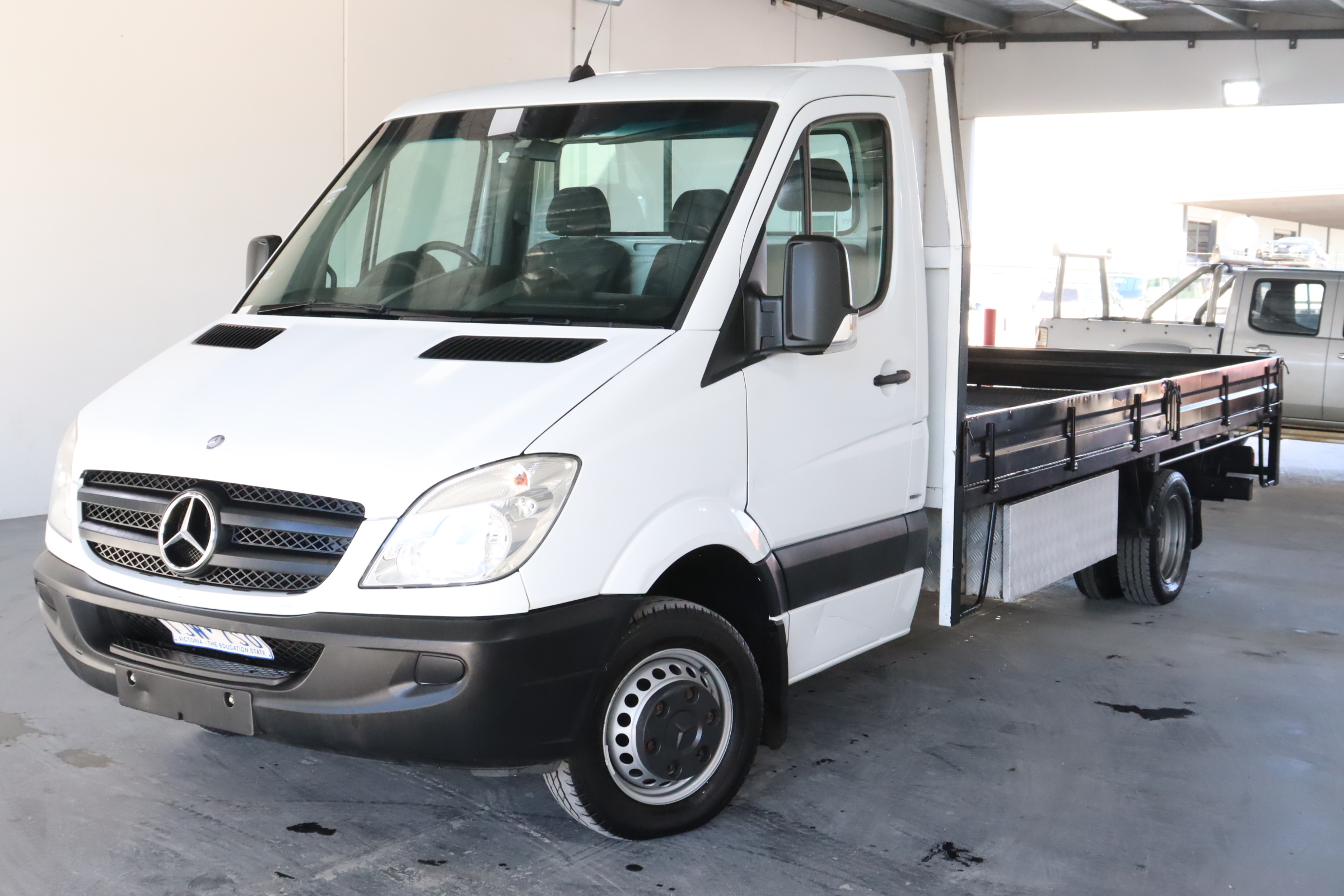 2013 Mercedes Benz Sprinter 516 CDI LWB Turbo Diesel Manual Cab Chassis ...