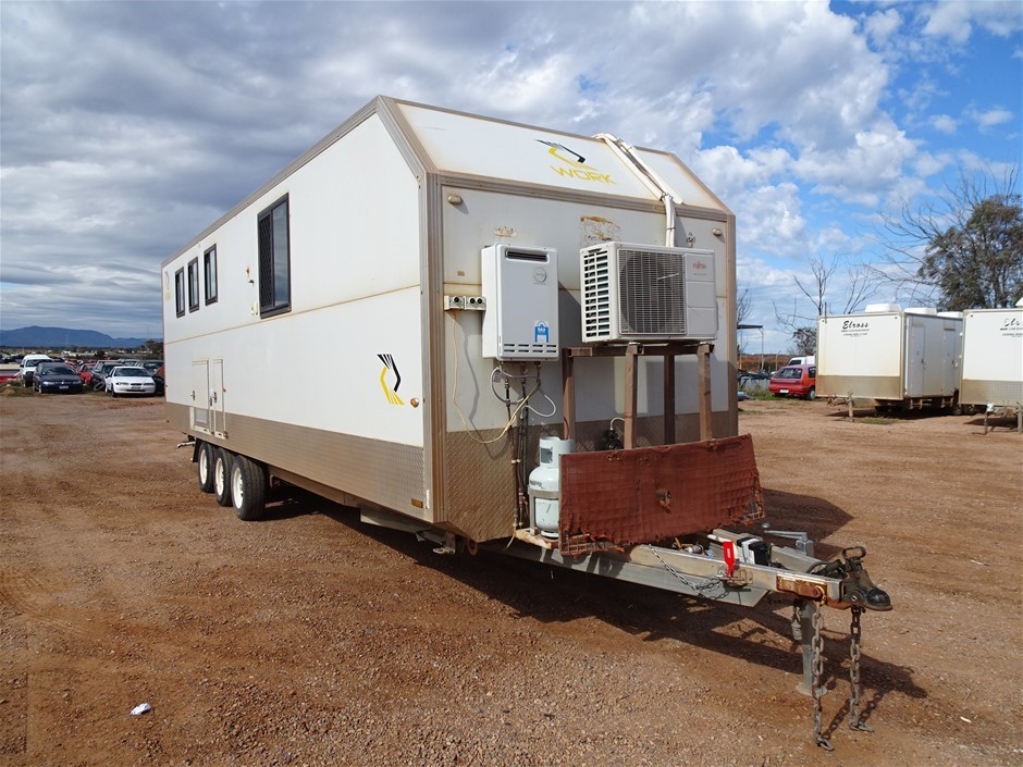 Mining Camps Accommodation Trailers & Generators - SA