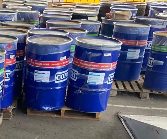 Qty 6 x Drums of Condat Graise GR 130 EP2 Very Heavy Load Grease ...