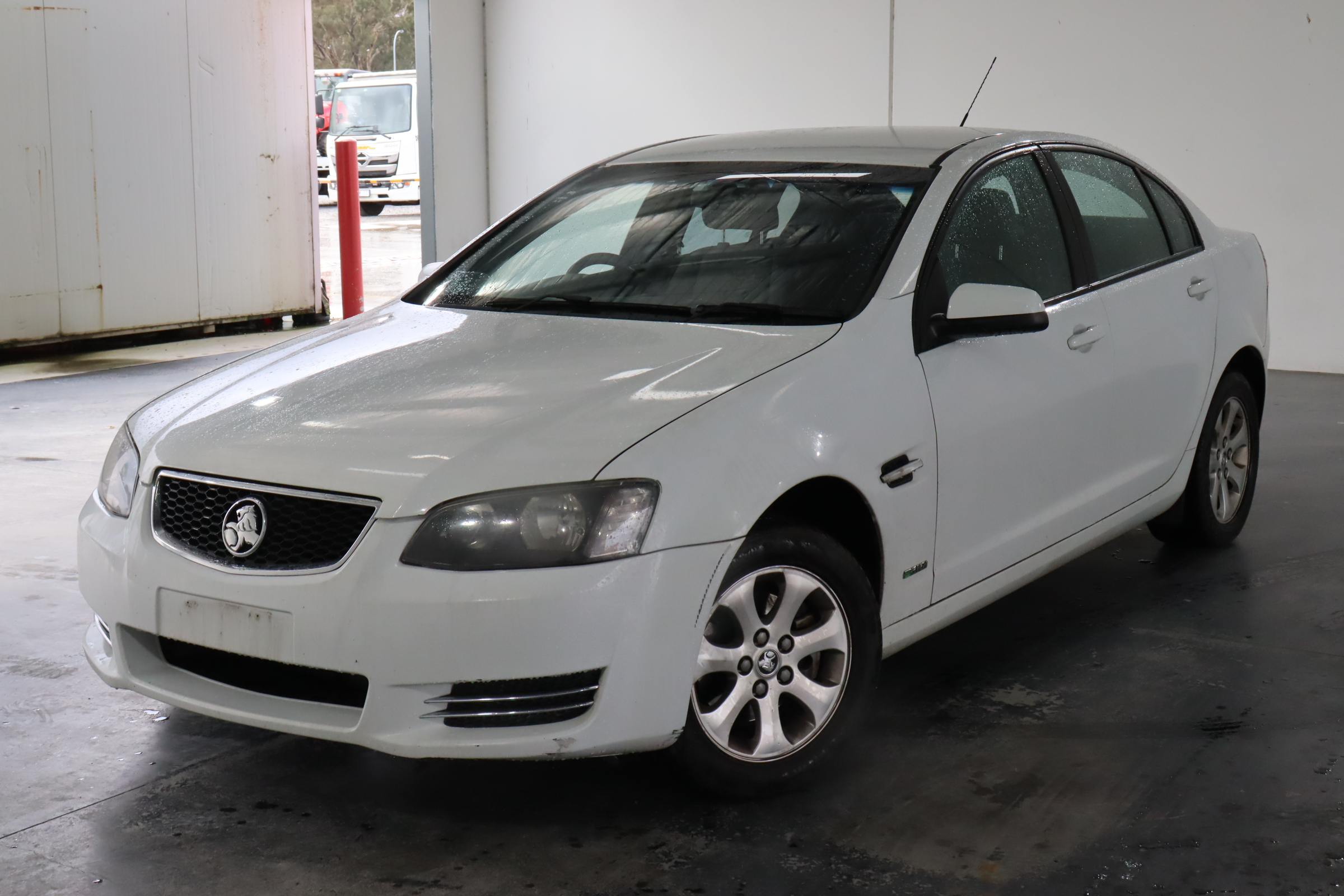 2012 Holden Commodore Omega VE II Automatic Sedan Auction (0001-3496949 ...