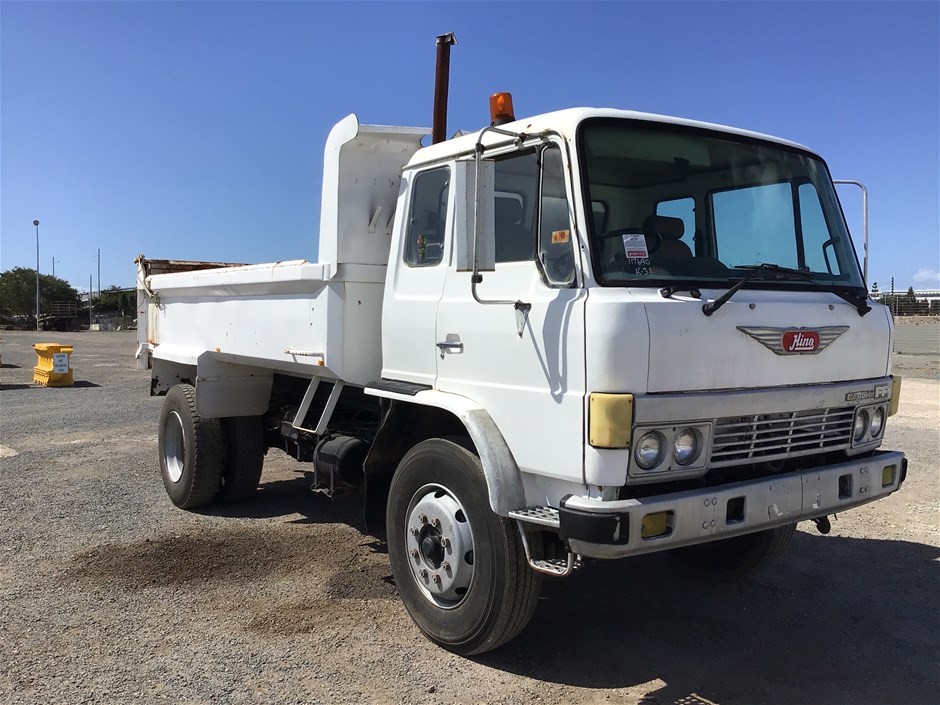 Hino FF 172 4 x 2 Tipper Truck Auction (0049-7033879) | Grays Australia