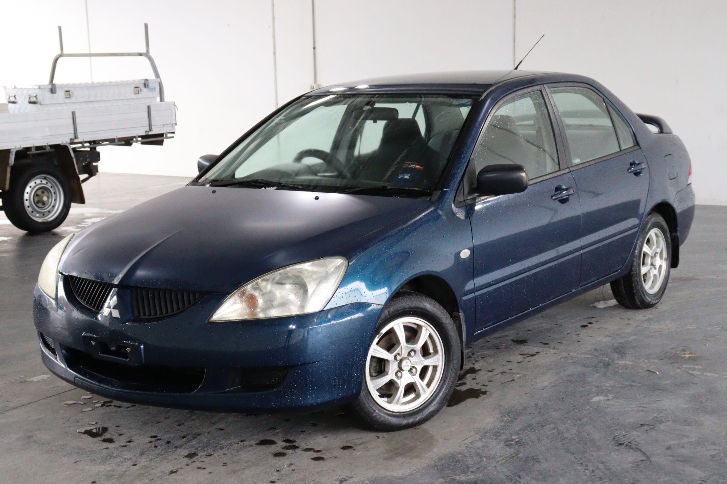 2004 Mitsubishi Lancer ES CH Manual Sedan Auction (0001-20035133 ...