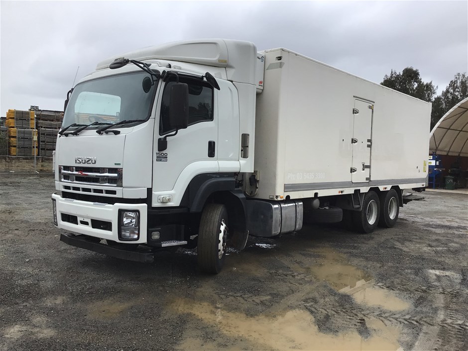 2014 Isuzu FH FXM 6 x 4 Refrigerated Body Truck Auction (0001-5046880 ...