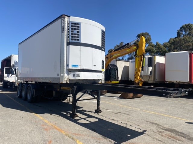 1998 MaxiCube Sliding Refrigerated Lead A Trailer Auction (0001-9026338 ...