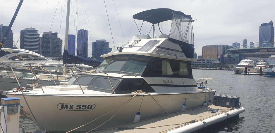 MARINER FLYBRIDGE 30 - TWIN V8 5.7L MERCRUISERS Auction (0001-20020301 ...