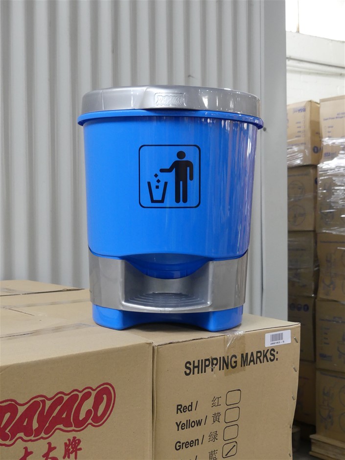 Bulk Quantities of Rayaco Step Bins & ISSA Wringer Buckets