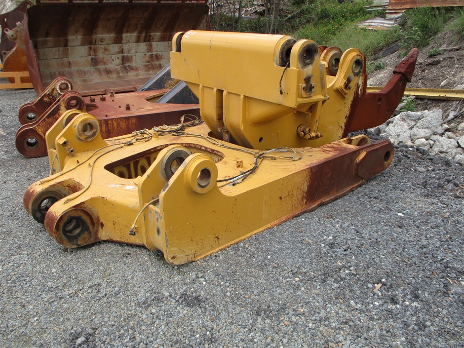 Single Tyne Ripper Assembly Auction (0010-7035320) | Grays Australia