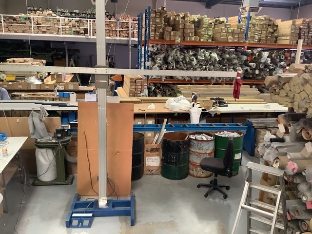 DX-701 Blind Hoist Auction (0166-9027093) | Grays Australia