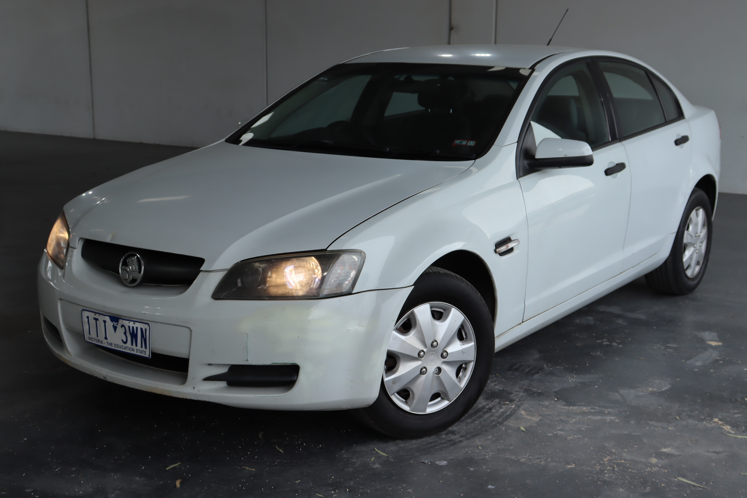 2007 Holden Commodore Omega VE Automatic Sedan Auction (0001-20039756 ...