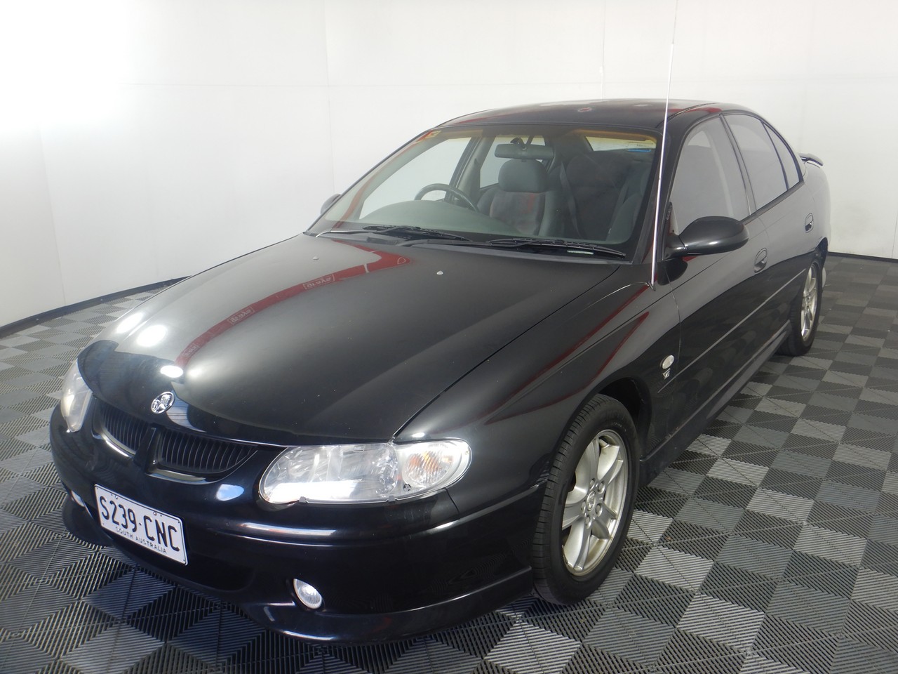 2001 Holden Commodore S VX Automatic Sedan Auction (0001-60028616 ...