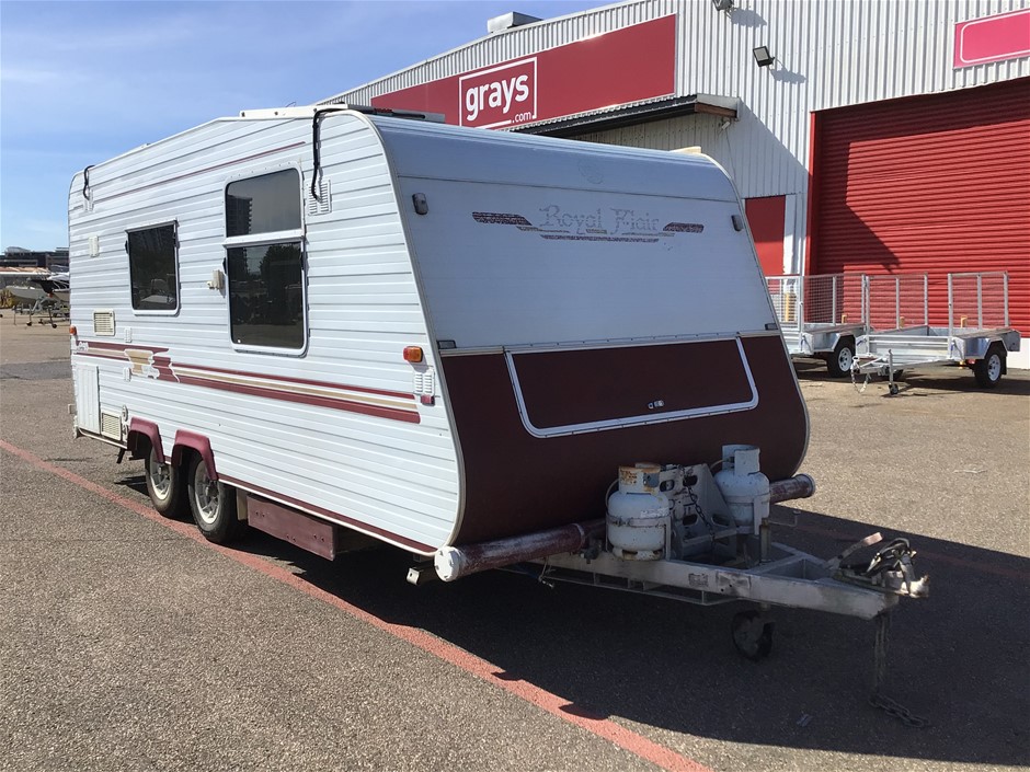 Royal Flair Van Royce Island Bed Caravan Auction (0001-50065177 ...