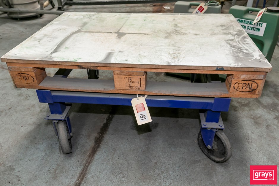 Custom Made Heavy Duty Equipment Dolley Auction (0181-5047605) | Grays ...