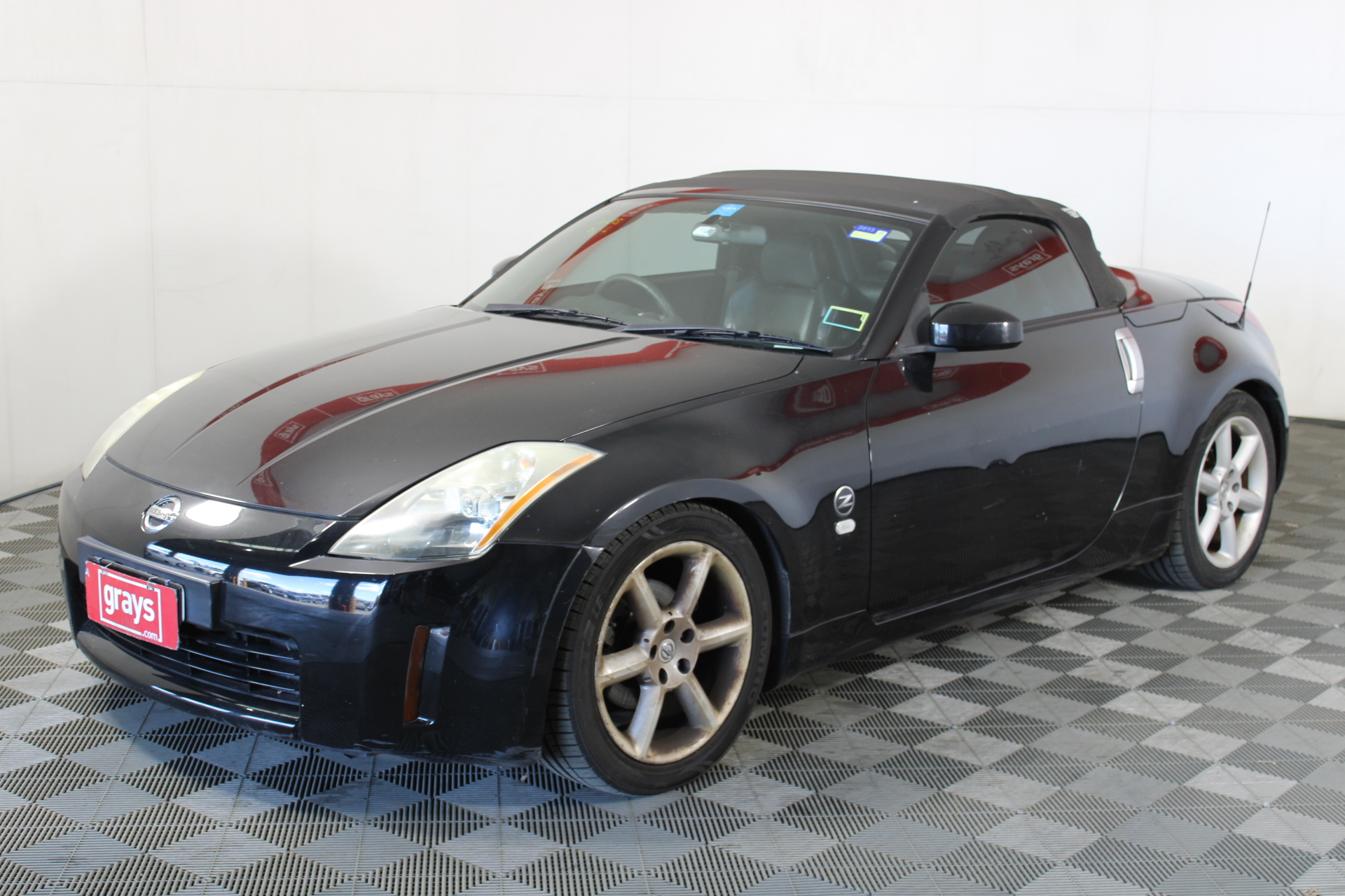 2003 Nissan 350Z Z33 Automatic Convertible Auction (0001-10317609 ...