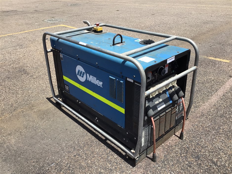 Miller Pro 300 DC Welding Generator Auction (0005-7037251) | Grays ...