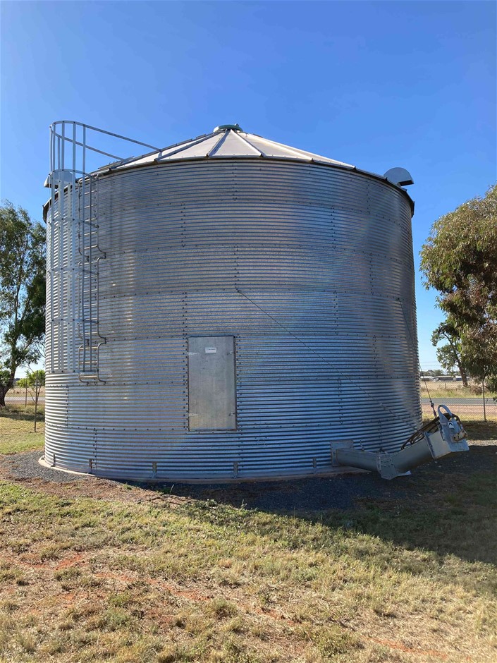 430 Cubic Meter Dan Cosgrove Grain Storage Silo Auction (0002-5047790 ...