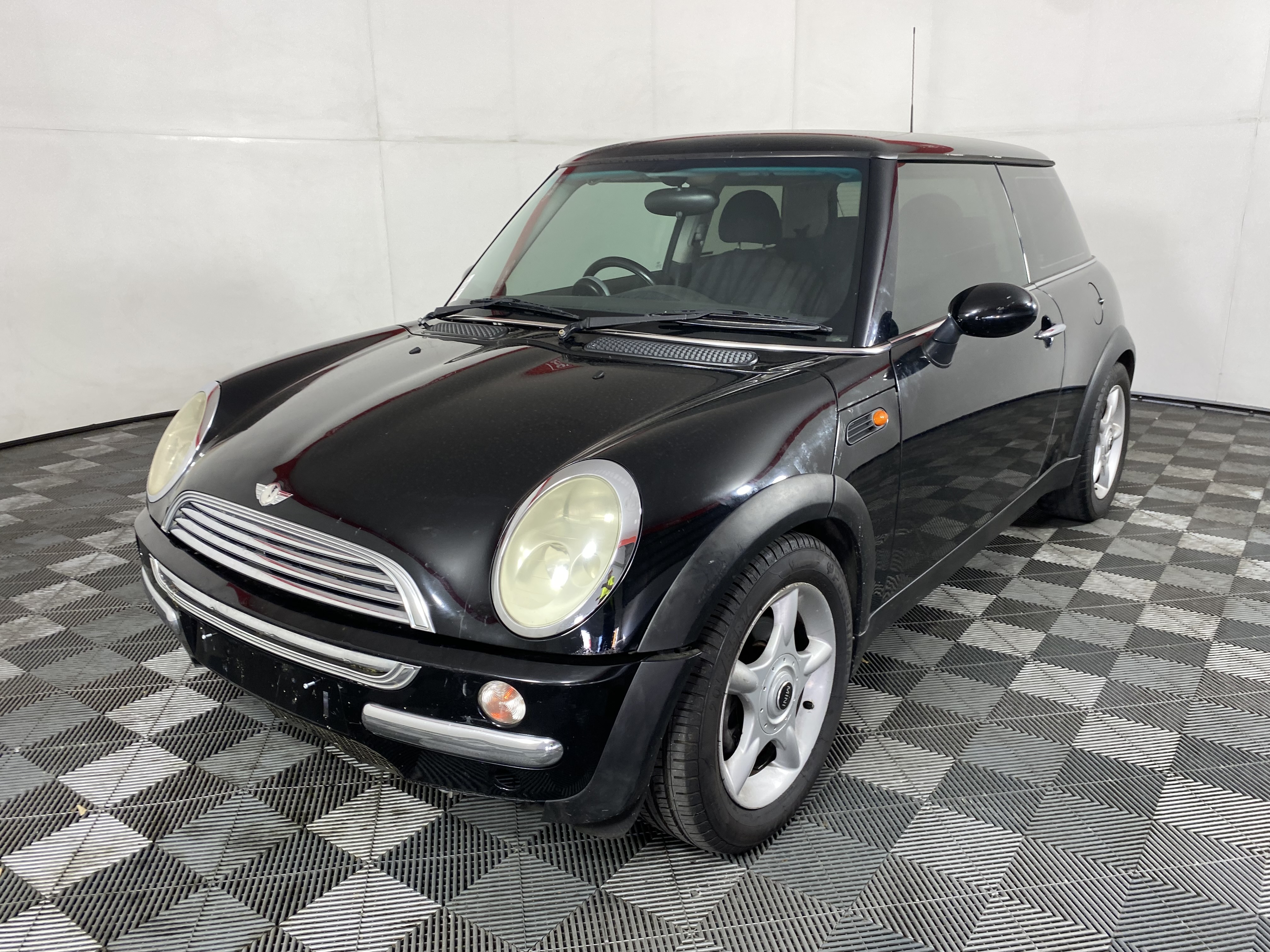2003 Mini Cooper Auto Hatchback Auction (0001-50067913) | Grays Australia