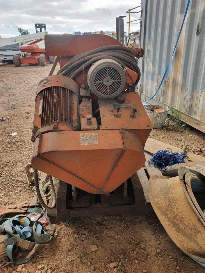 AutoBlast GBT/E Tracked Automatic Blaster Auction (0008-3021073 ...