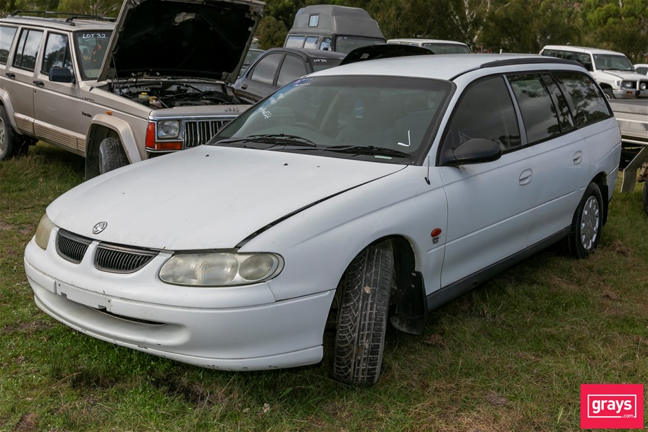 1997 Holden Commodore Executive Automatic Wagon Auction (0001-10318159 ...