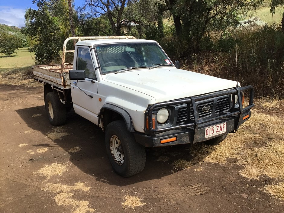1997 Nissan Patrol Y60 4WD Manual - 5 Speed Ute Auction (0094-7036969 ...