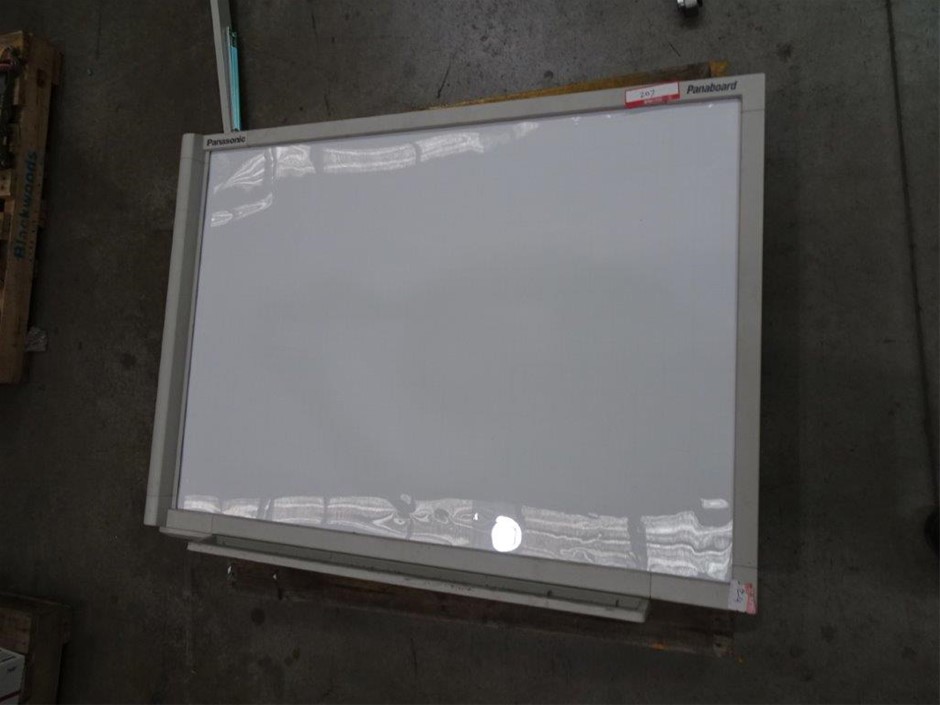 Panasonic PanaBoard Electronic Whiteboard Auction (0207-8014829 ...