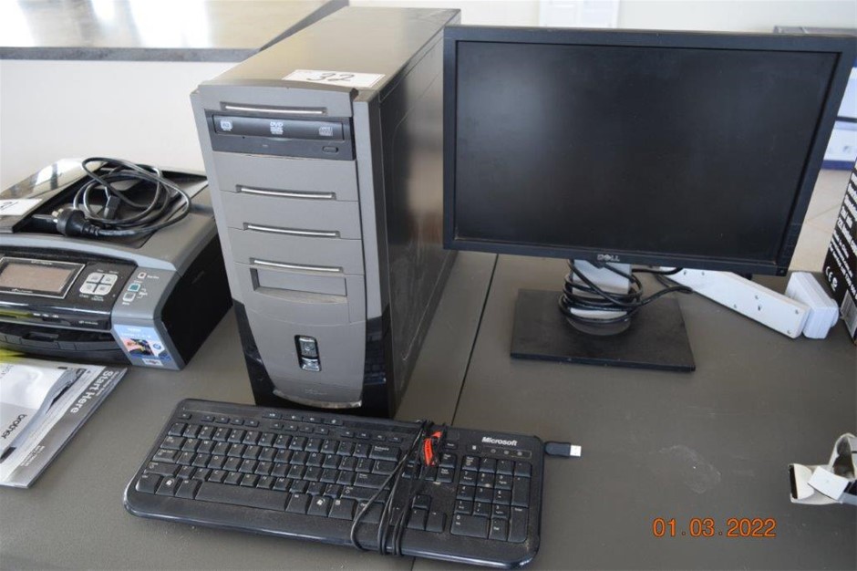 Generic Tower Computer Running Windows 7 Auction (0032-9030055) | Grays ...