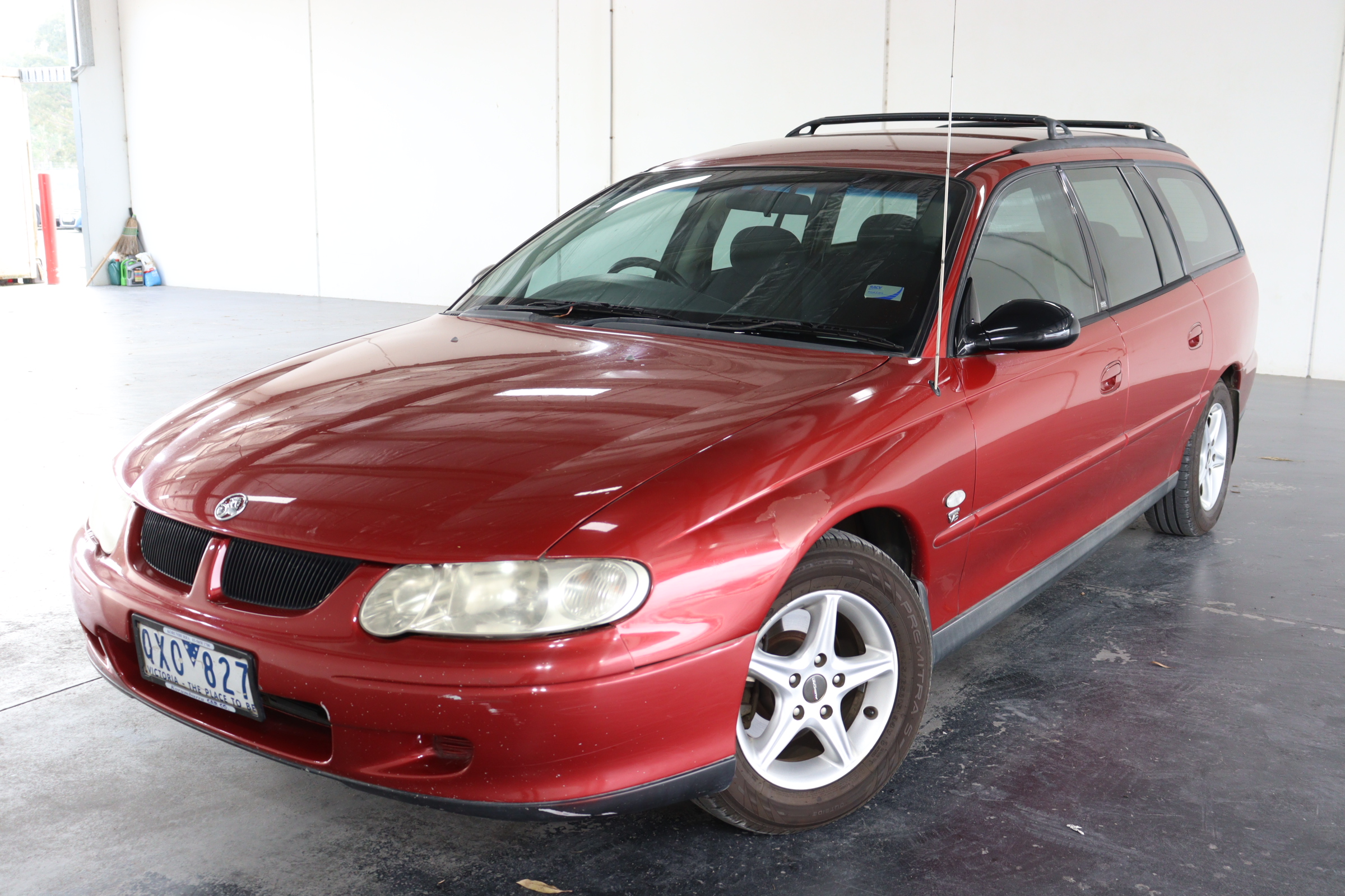 2001 Holden Commodore Acclaim VX Automatic Wagon Auction (0001-20047540 ...