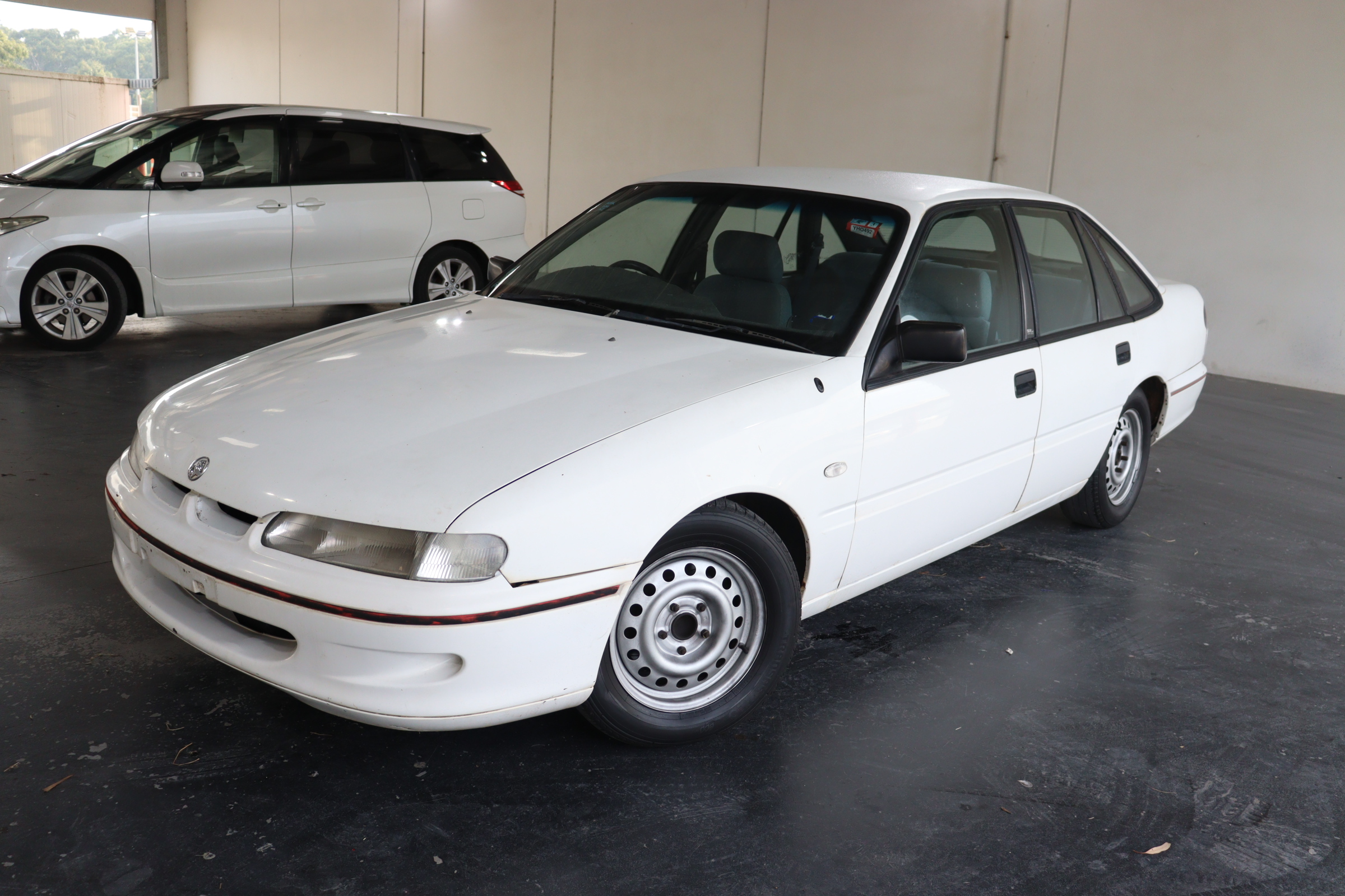 1996 Holden Commodore Executive VS Automatic V8 BT1 Sedan Auction (0001 ...