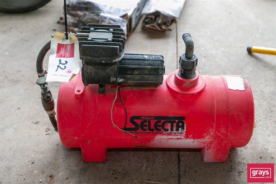 Selecta Electrical Water Pump with Poly Tank Auction (0022-5048500 ...