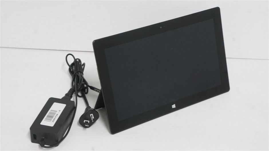 Microsoft Corporation Surface Pro with Windows 8 Pro Tablet Auction ...