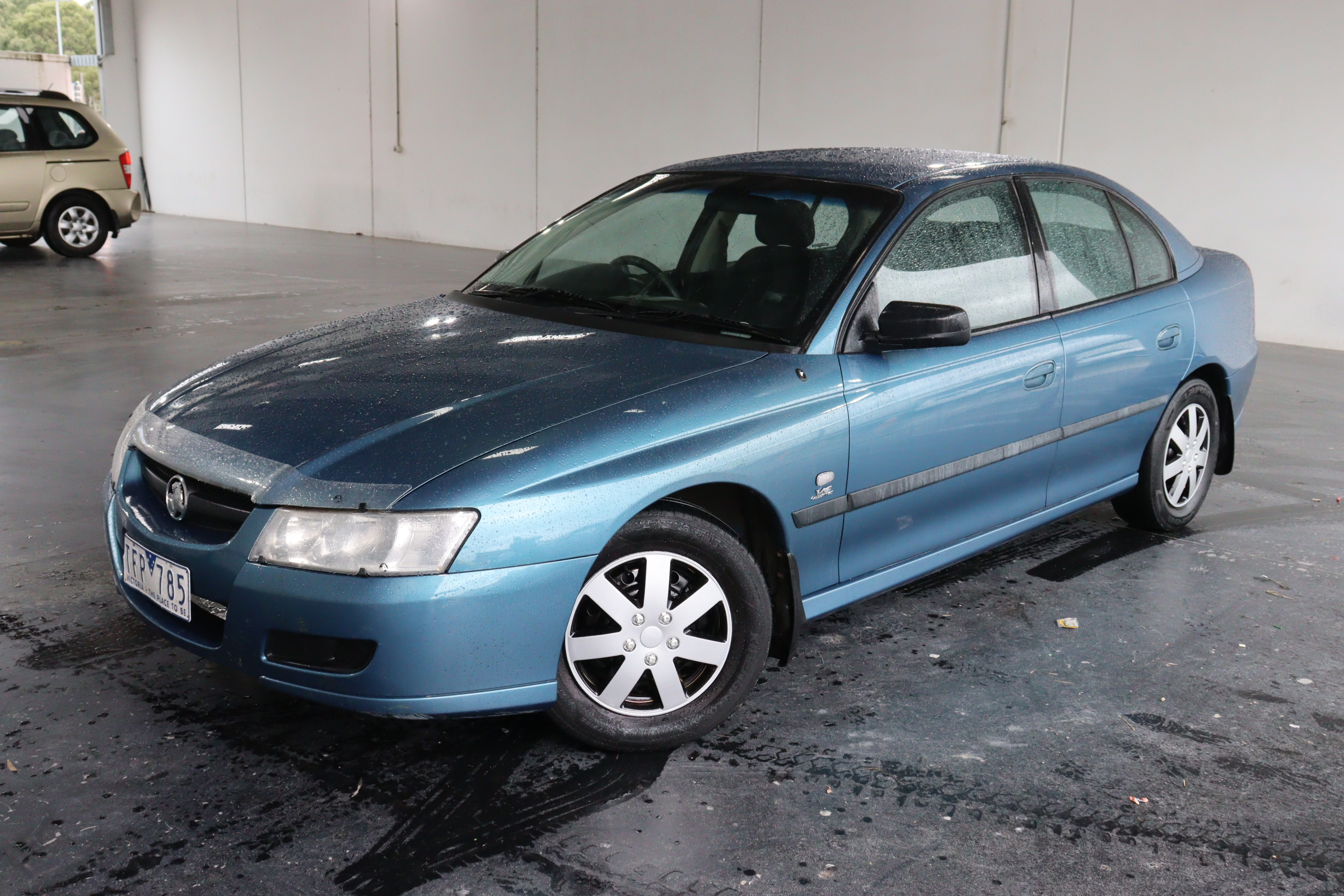 2004 Holden Commodore Executive VZ Automatic Sedan Auction (0001 ...