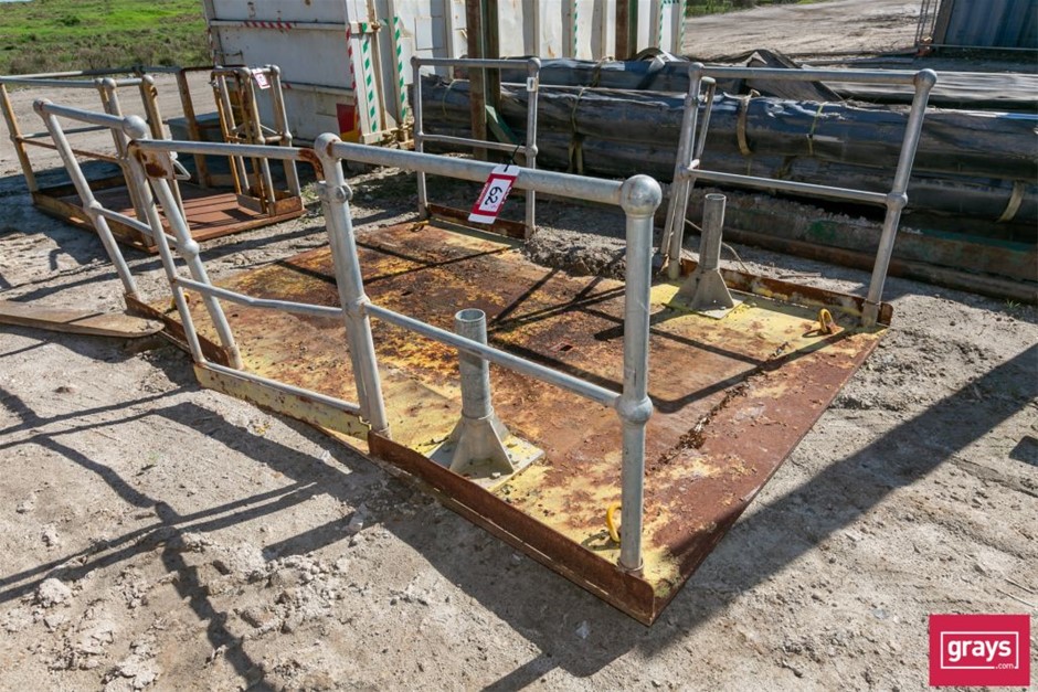 Road Plate with Handrail & Davit Arm Brackets Auction (0062-5048700 ...