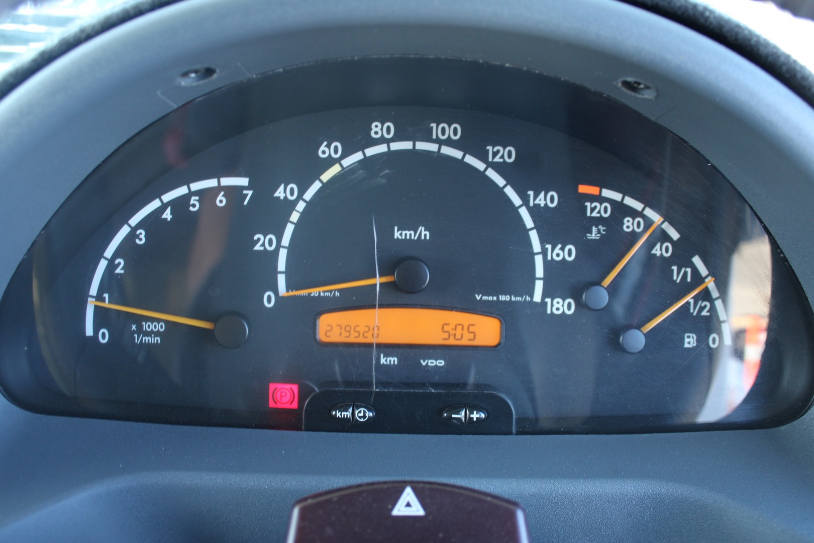 Oil Warning Light On Mercedes Sprinter | Shelly Lighting