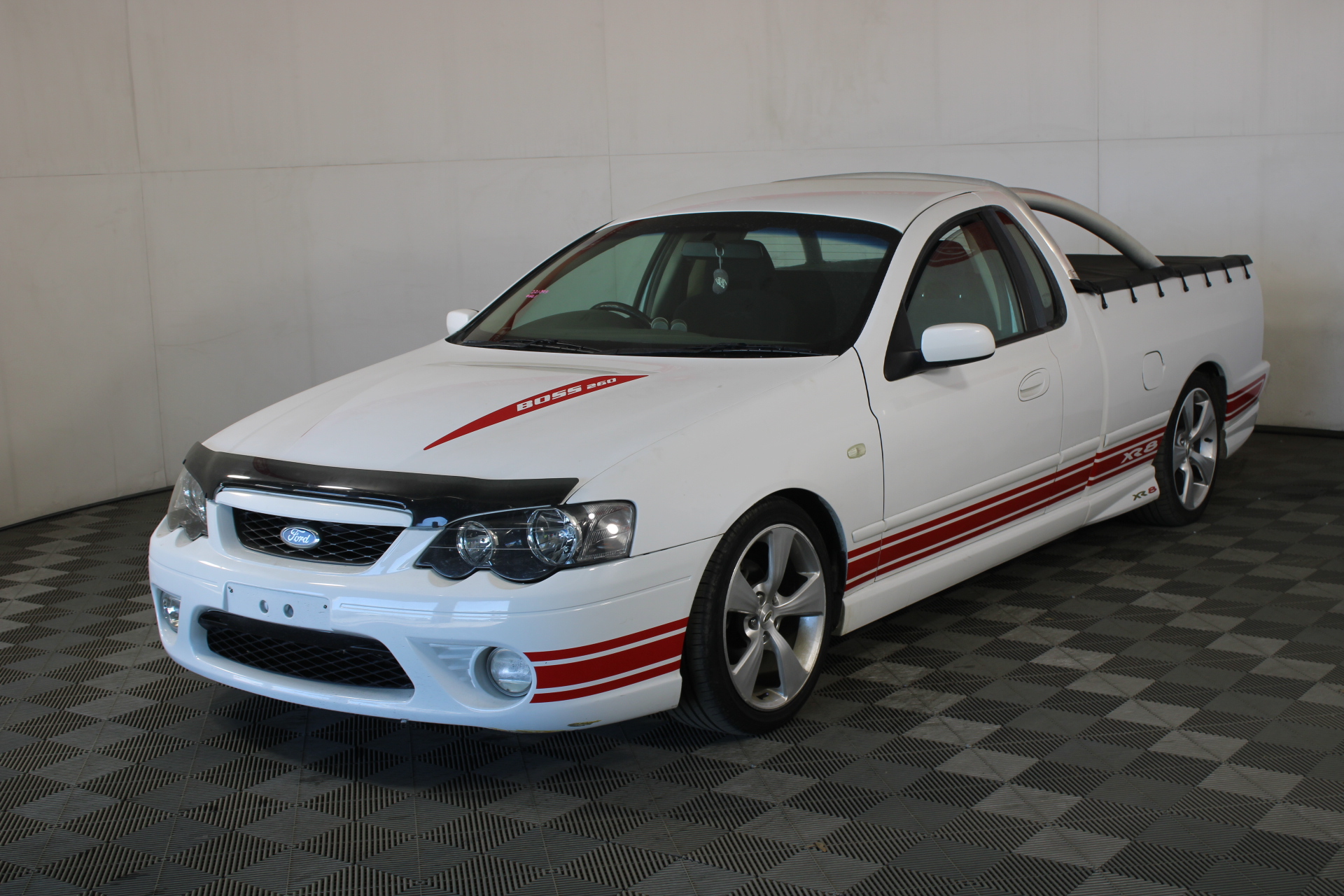 2005 Ford Falcon XR8 BA II Manual Ute Auction (0001-10322201) | Grays ...