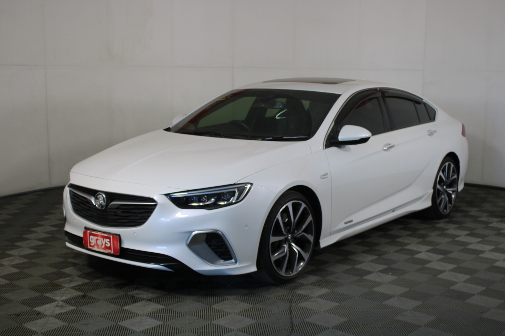 2017 Holden COMMODORE LIFTBACK VXR ZB 9 auto Hatchback Auction (0001 ...