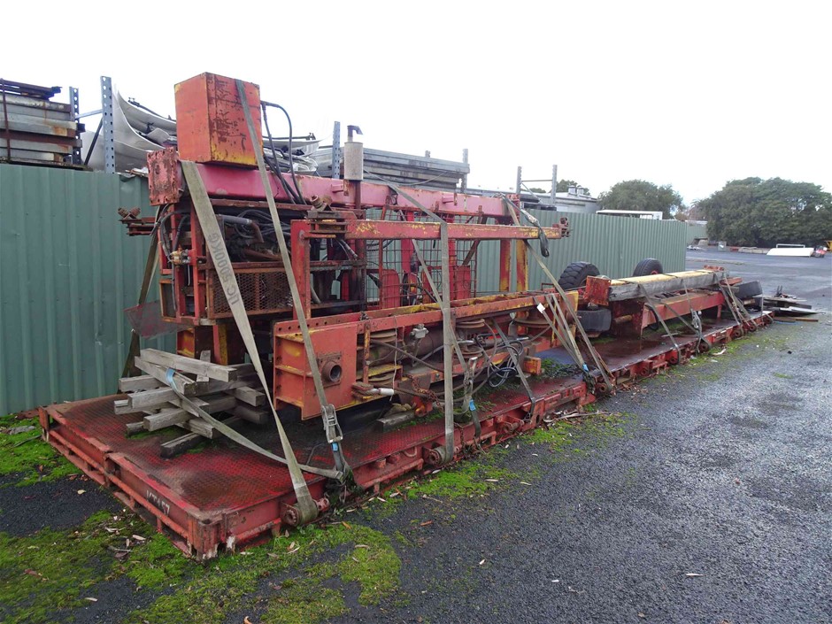 1992 Iso Loader Straddle Carrier Auction (0060-8015377) | Grays Australia