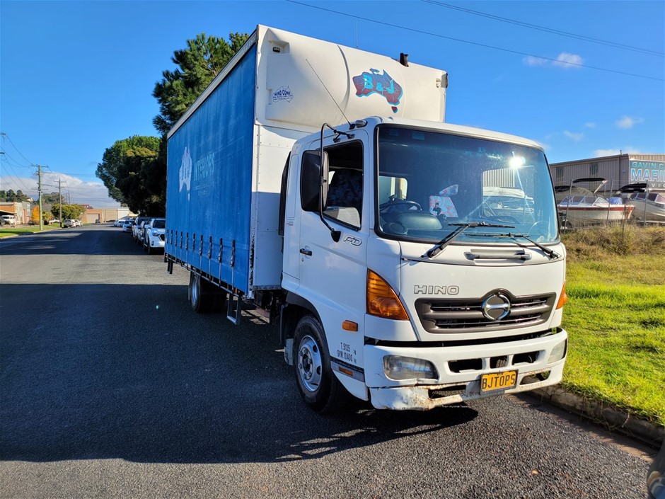2006 Hino 500 Truck FD1J Curtain-sider Auction (0036-5049499) | Grays Australia