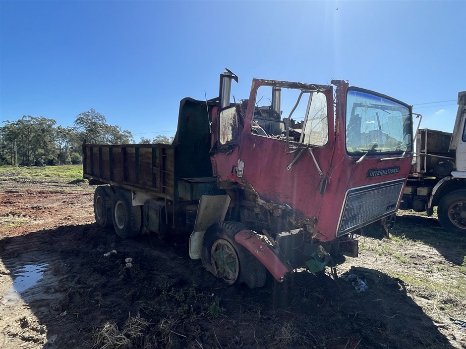 International 1900 Truck(653 Detroit Engine Auction (0018-7040685 ...