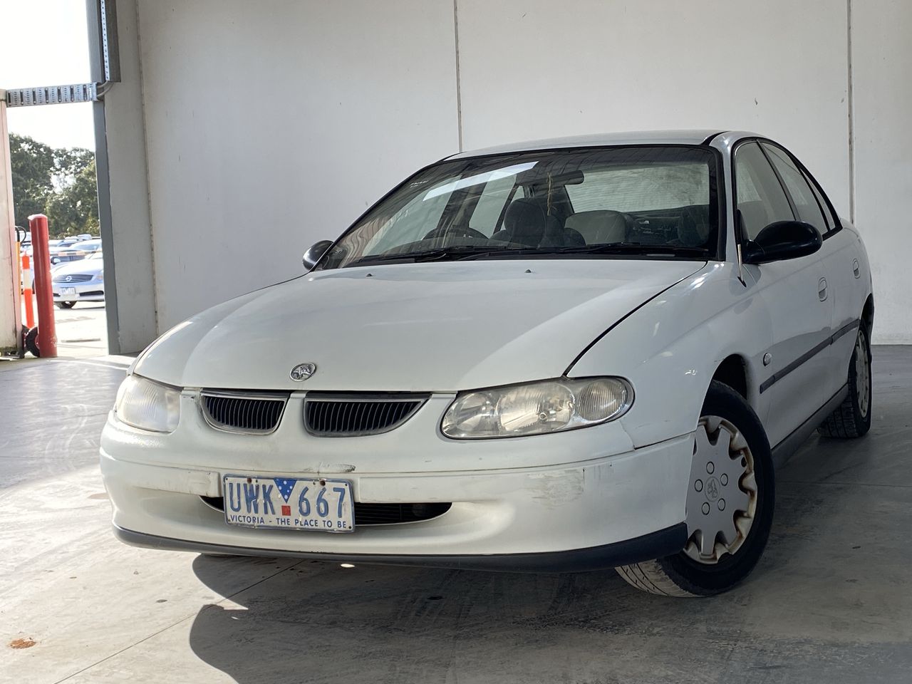 2000 Holden Commodore Executive VT Automatic Sedan Auction (0001 ...