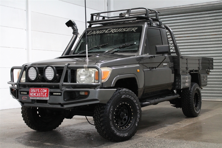 2011 Toyota Landcruiser Workmate VDJ79R T/Diesel Manual V8 4.5L Cab ...