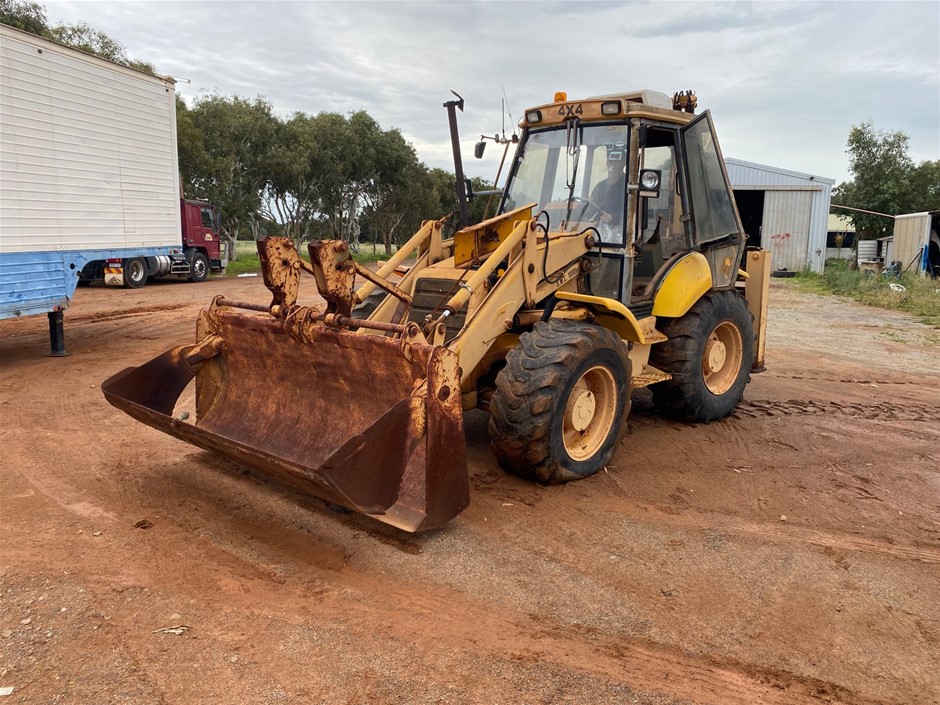 JCB 4CX Backhoe Loader Auction (0006-9034024) | Grays Australia