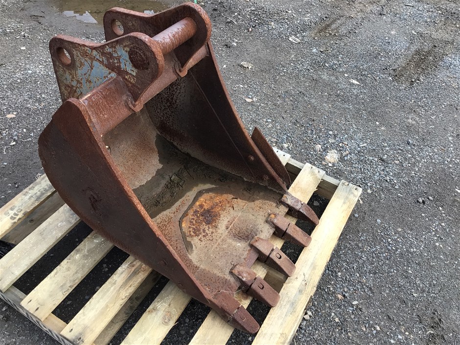 2004 Jaws Excavator GP Bucket Auction (0009-8015948) | Grays Australia