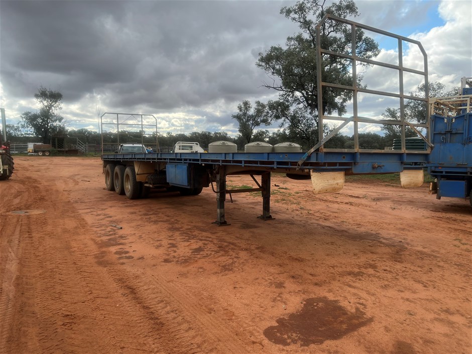 1979 Freighter 40ft Triaxle Flat Top with Livestock Crate Auction (0013 ...