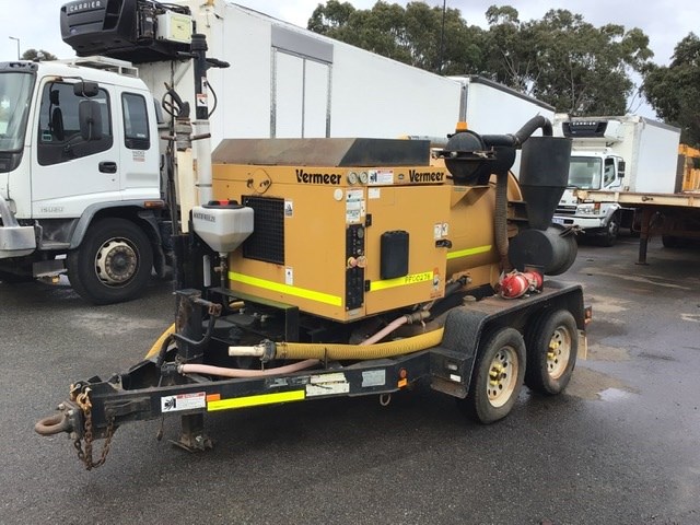 2013 Vermeer V250D Tandem Vacuum Trailer Auction (0014-9035101) | Grays ...