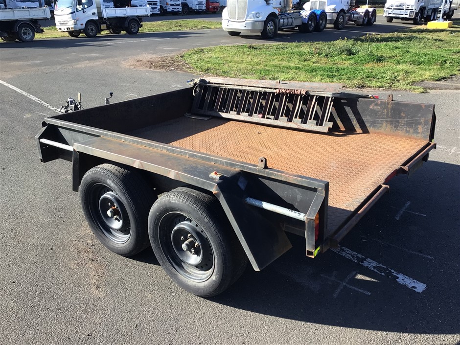 2008 Europe Trailers Tandem Box Trailer Auction (0001-3023919) | Grays ...